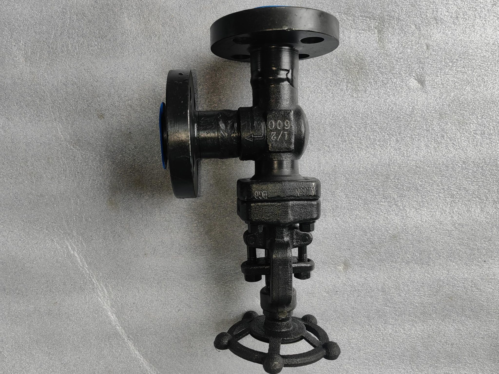 A Comprehensive Guide to Angle Globe Valves: Features and Applications ...